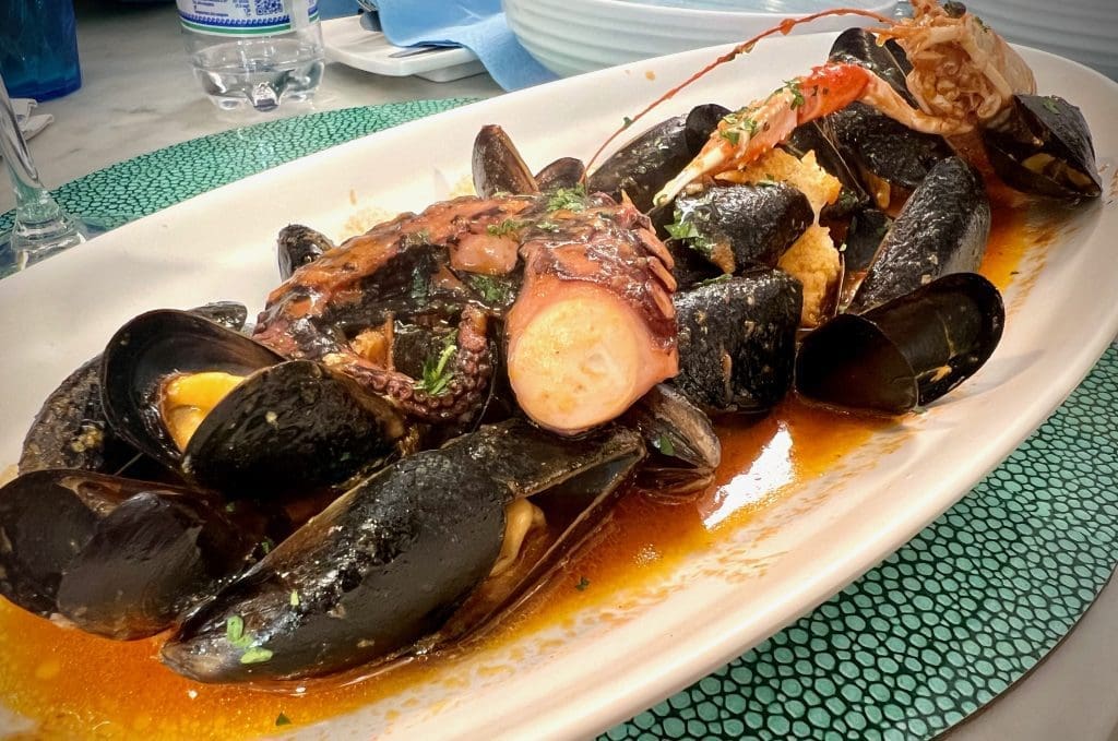 What to Eat in Naples: 20 Traditional Dishes | Two Packs And A Pup