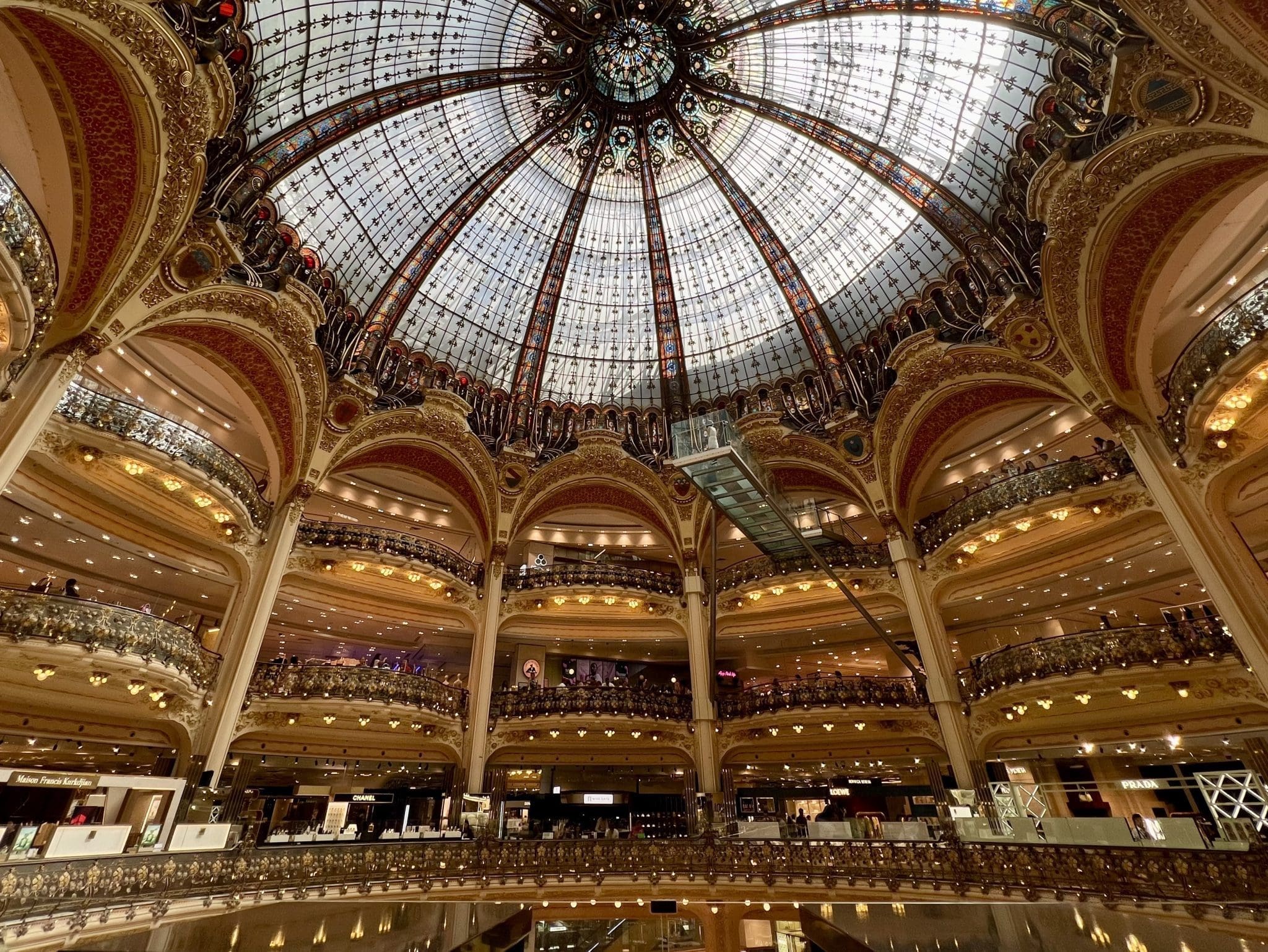 120+ Basic French Words and Phrases for Travel and Tourists